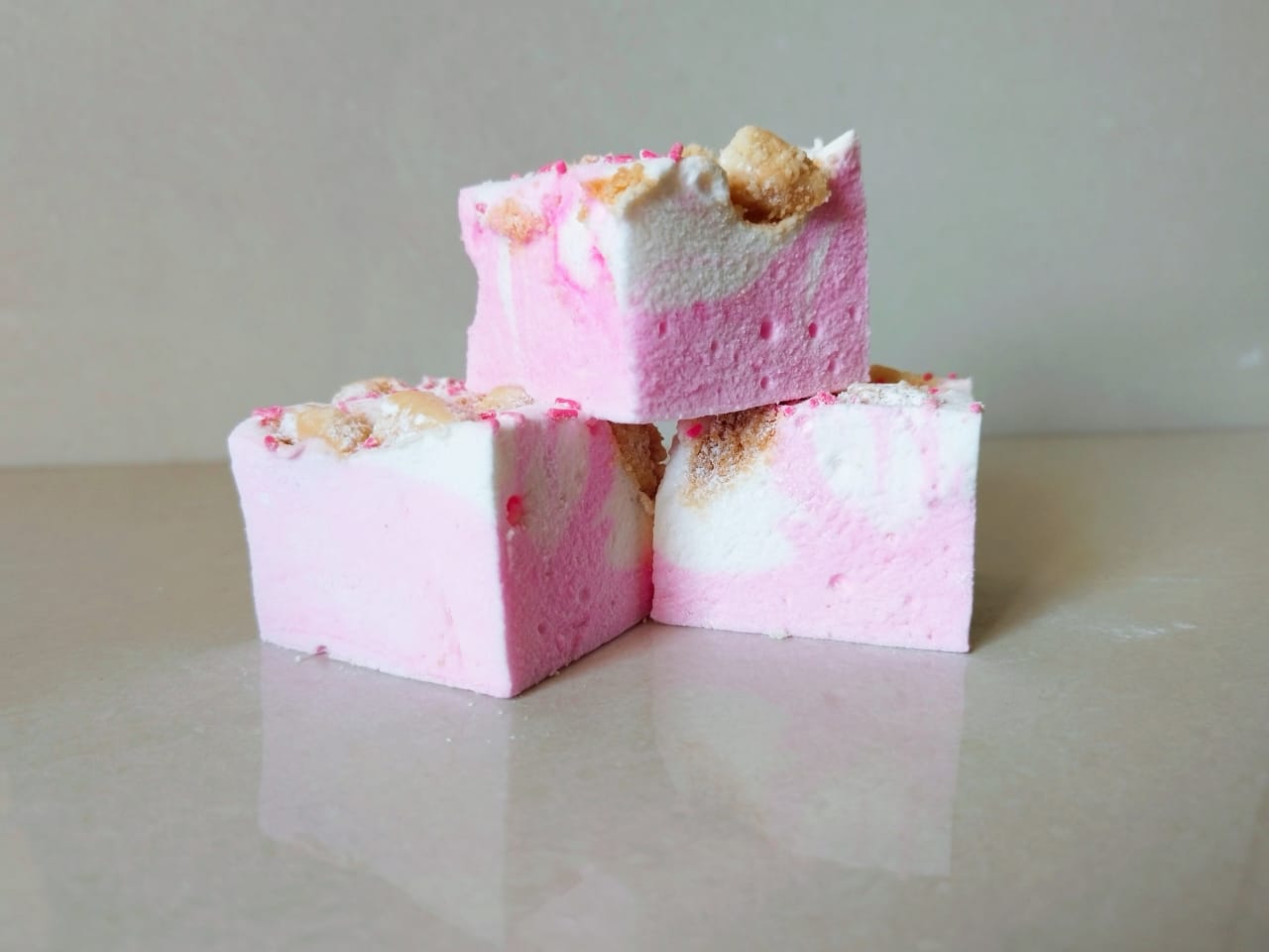 Strawberry Cookies & Cream